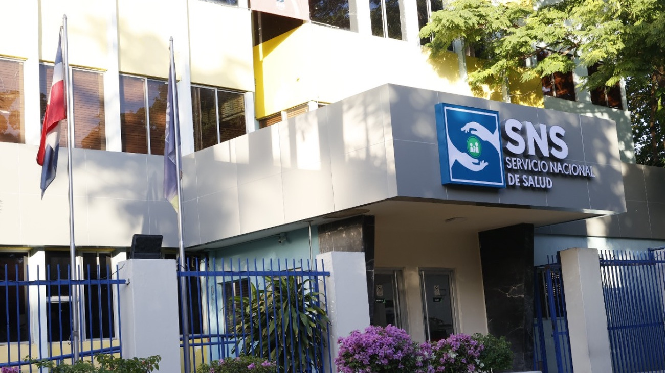 SNS: Todos los acuerdos salariales alcanzados con el personal de salud han sido ejecutados en su ...